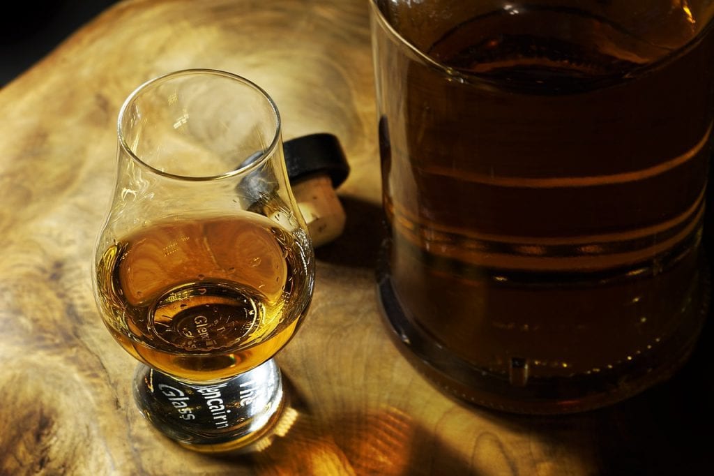 Whiskey Stones: What They Are and How To Use Them - WhiskeyBon